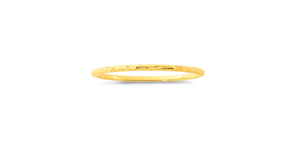 9ct Hammered Texture Band | Pascoes